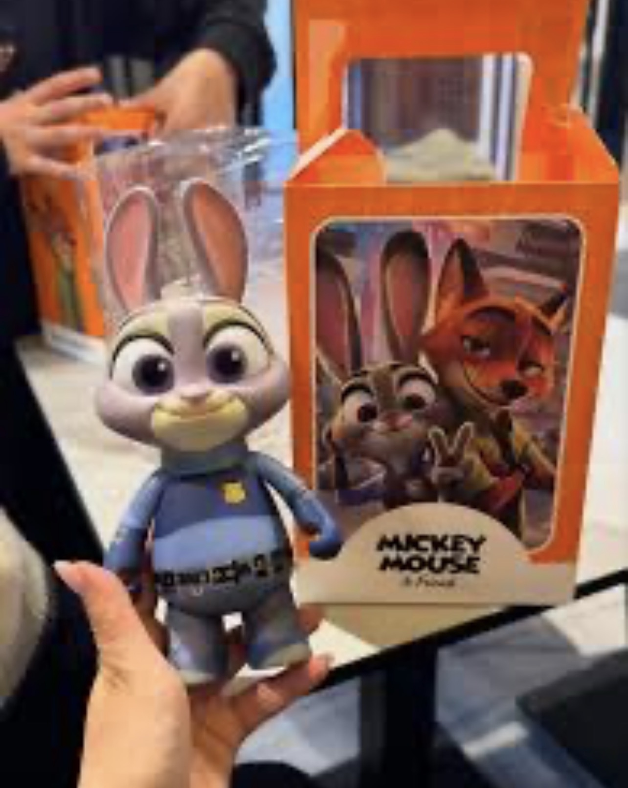Zootopia igračke Nick i Judy – lisac i policijska zeka - Mali Ali